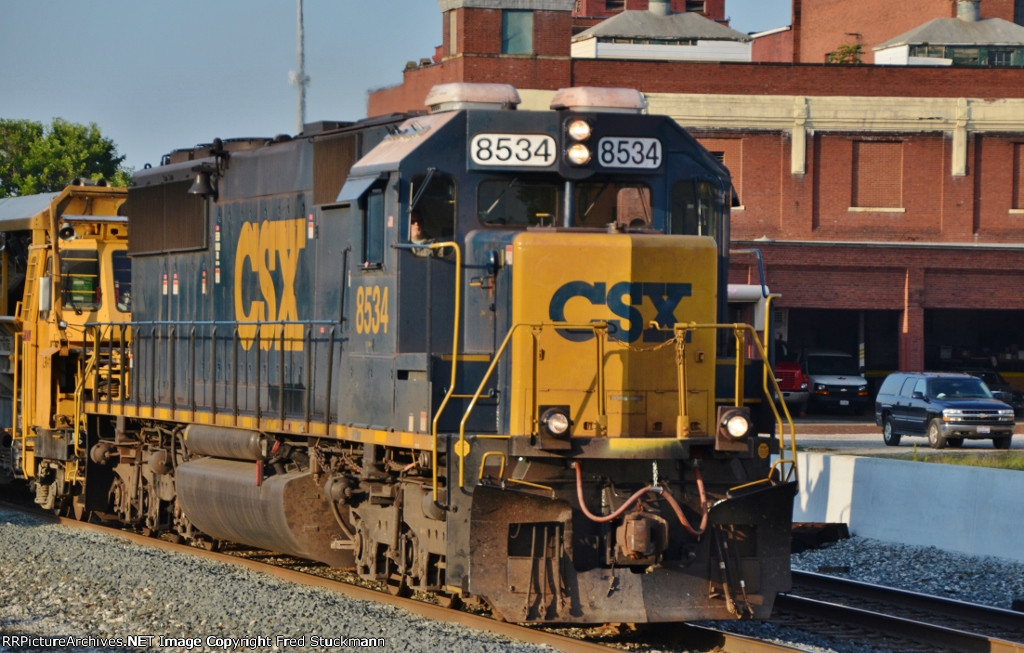 CSX 8534